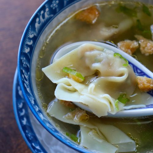 Wonton Soup (Súp Hoành Thánh) - Vietnamese Food Recipes