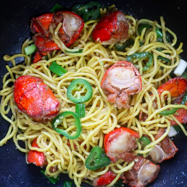 Lobster Noodles with XO Sauce (Mì Xào Tôm Hùm với Sốt XO) - Vietnamese ...