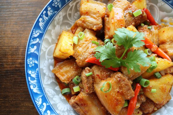 Vietnamese Chicken Ragoût (Ragu Gà) - Vietnamese Food Recipes