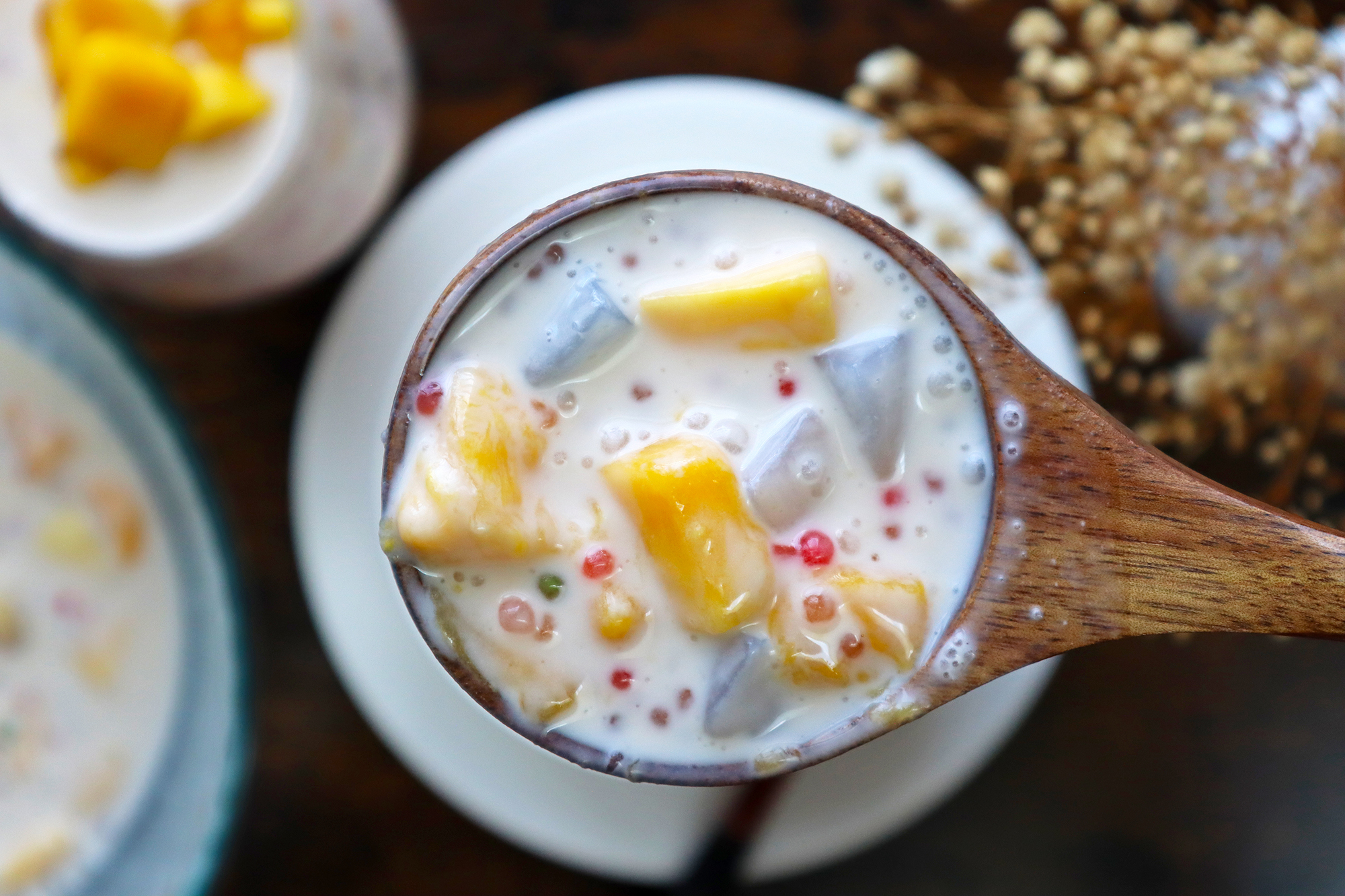 Mango Sago with Coconut Jelly (Chè Xoài Thạch Dừa) - Vietnamese Food ...